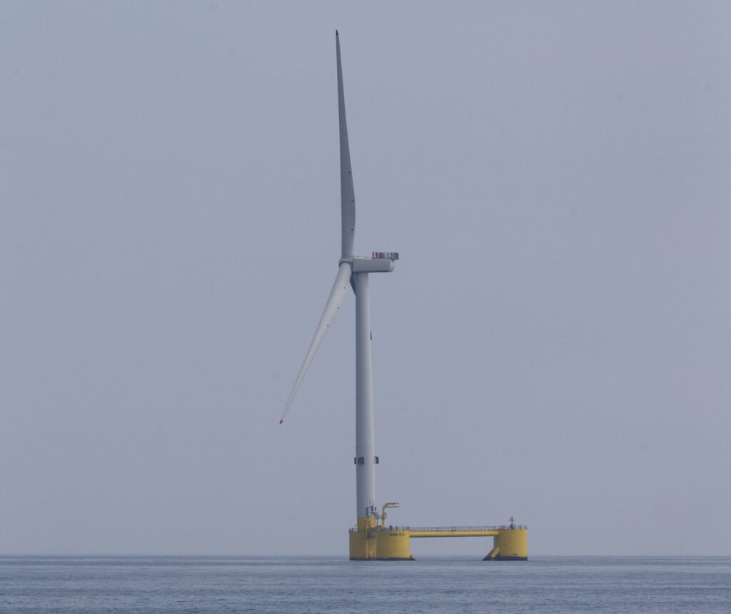 Decarbonising Offshore Platforms with Vårgrønn - Flotation Energy